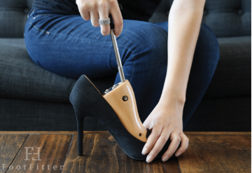 How to Use the FootFitter 1"-3" High Heel Shoe Stretcher | FootFitter